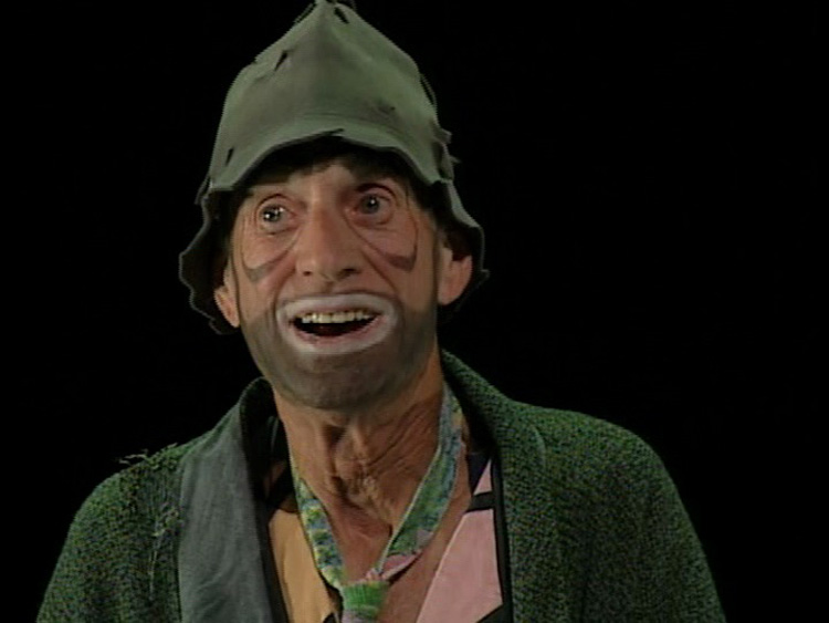 Sol: Je persifle et je singe | thecriticaleye